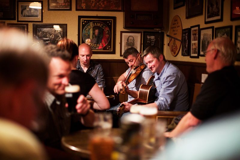 Music of Ireland: Listen to the Ultimate Irish Playlist