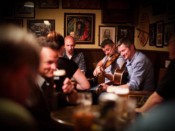 Music of Ireland: Listen to the Ultimate Irish Playlist