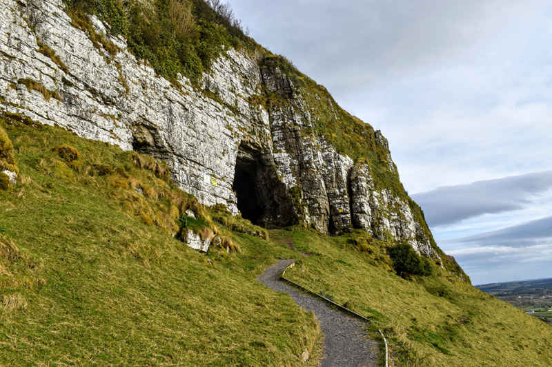 Irish Folklore, Myths & Legends: Lovers of Diarmuid & Grainne