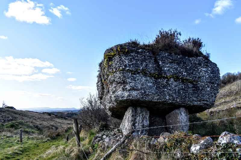 Irish Folklore, Myths & Legends: Lovers of Diarmuid & Grainne